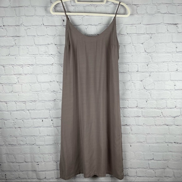 Sparkle & Fade | Dresses | Sparkle Fade Womens Slip Midi Dress Truffle ...